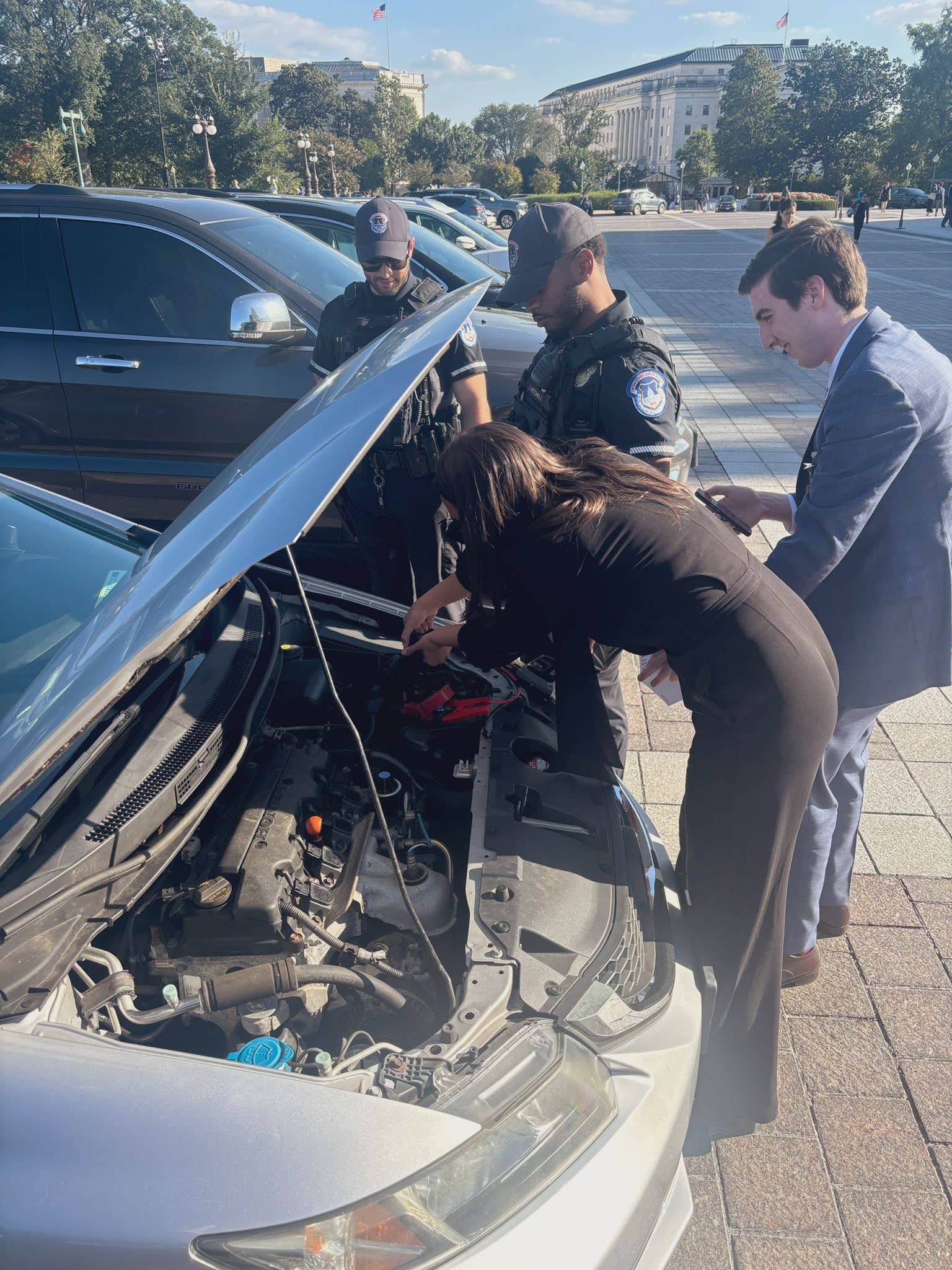 Photo Of AOC Turns Heads Online After People Spot Unexpected Detail ...