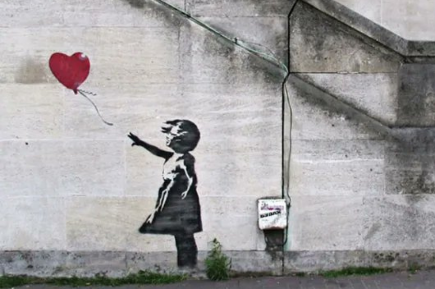 Photo Emerges Of The World's Most Famous Artist Who's Identity Has Been ...