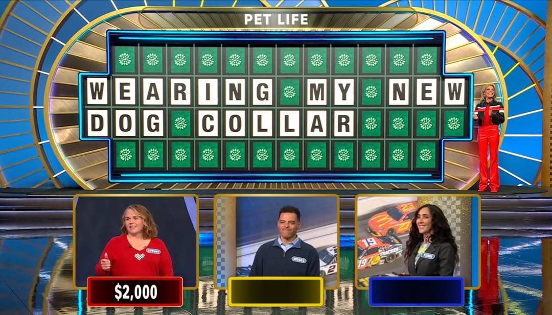 Wheel of Fortune' Stuns Fans With This Kinky Puzzle That's Baffling ...