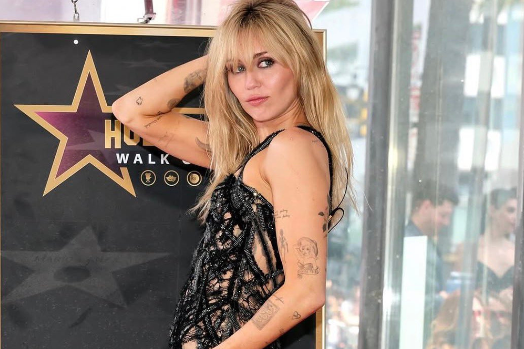 Miley Cyrus Draws Attention Over Her New Name Opposing Views