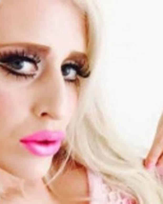 Woman Spends 20 000 A Year To Look Like Barbie Photos Opposing Views