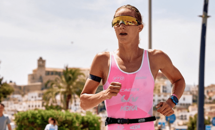 Female Athlete's Race Photo Goes Viral, Sparks Debate After People Spot ... Female Athlete's Race Photo Goes Viral, Sparks Debate After People Spot ...