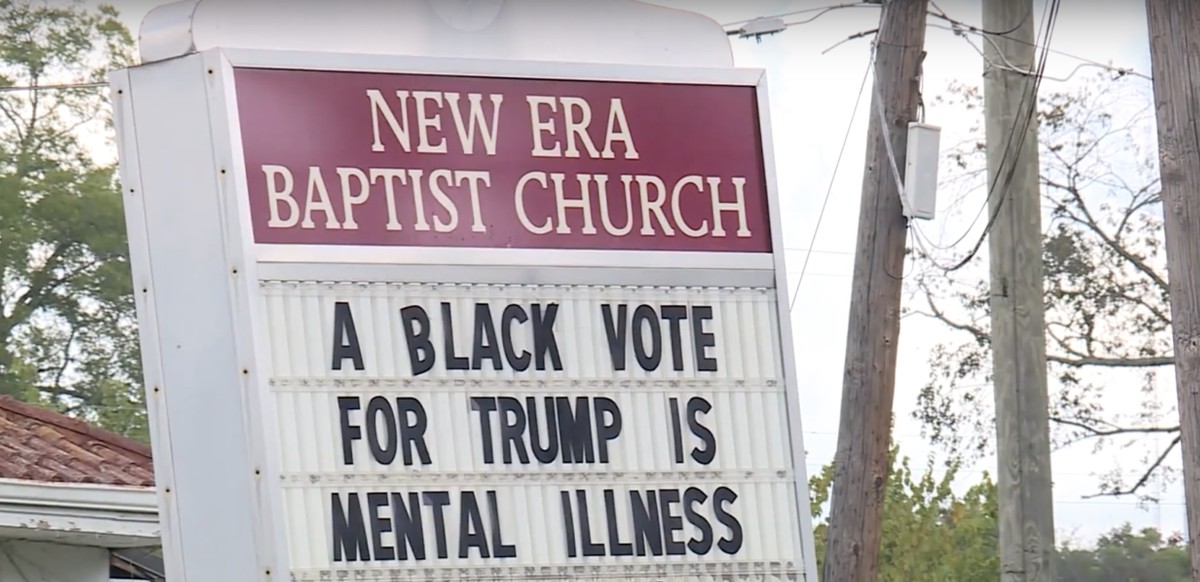 Debra Messing Faces Backlash For Celebrating ‘Offensive’ Church Sign ...