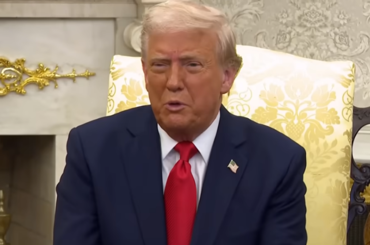 Trump’s Latest Physical Exam Turns Heads After Small Detail Confirms ...