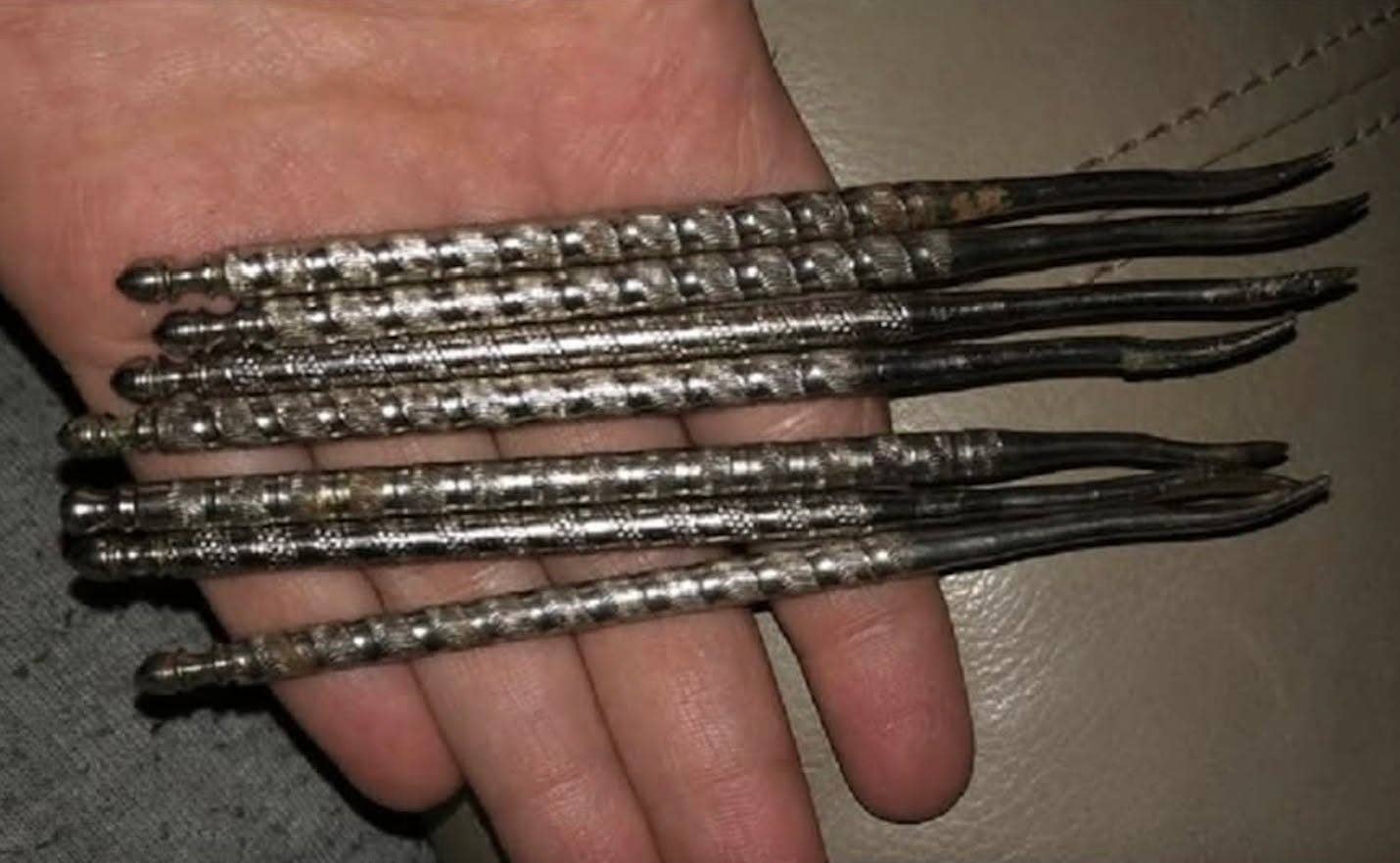Strange Looking Tool Has Internet Stumped Over What It Actually Is ...