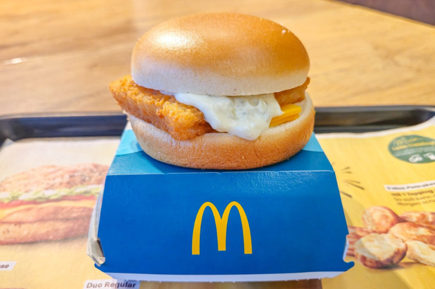 McDonald’s Customer 'Disgusted' After Finding This In Her Filet-O-Fish ...